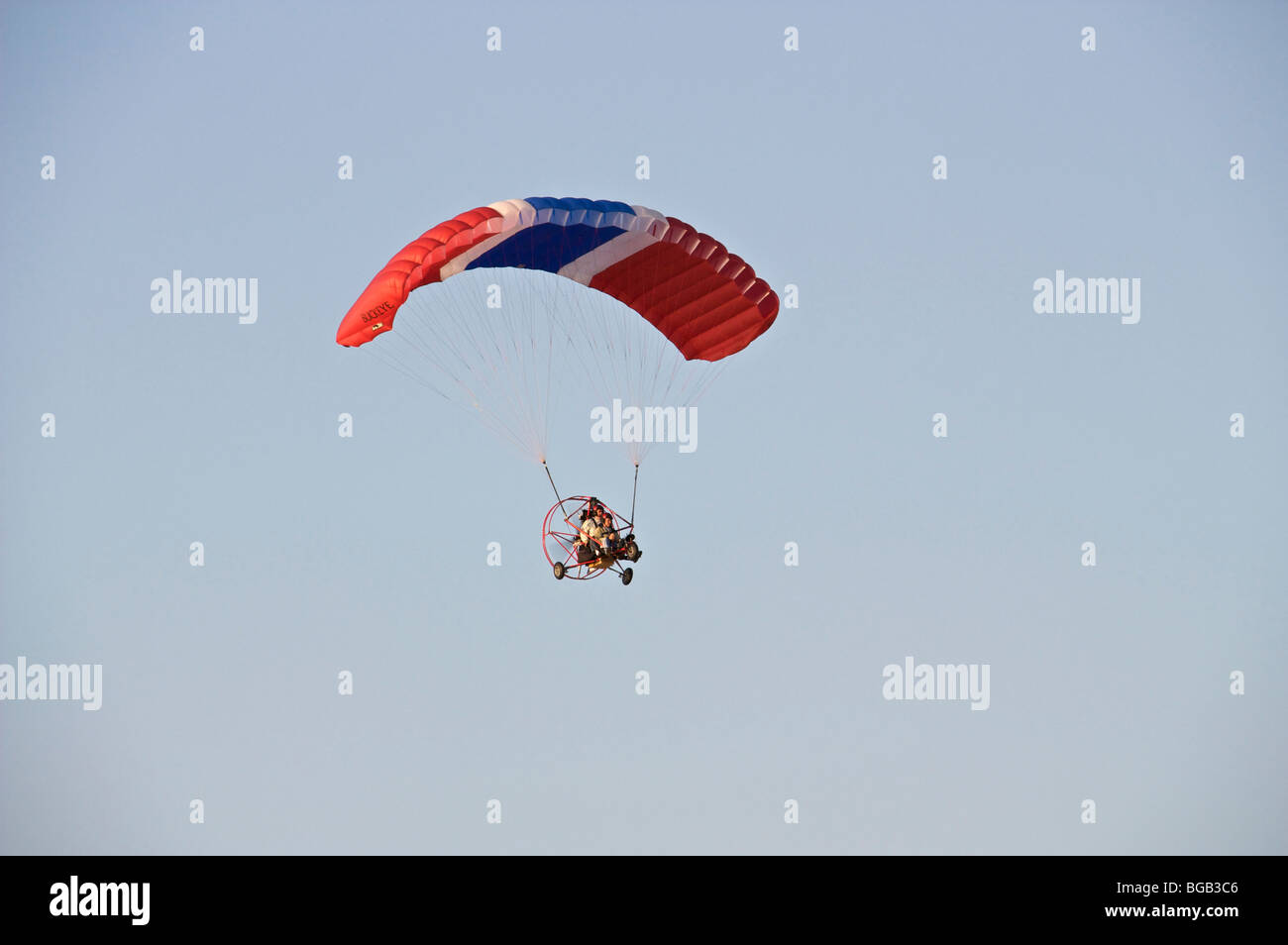 Two person motor paraglider Stock Photo - Alamy