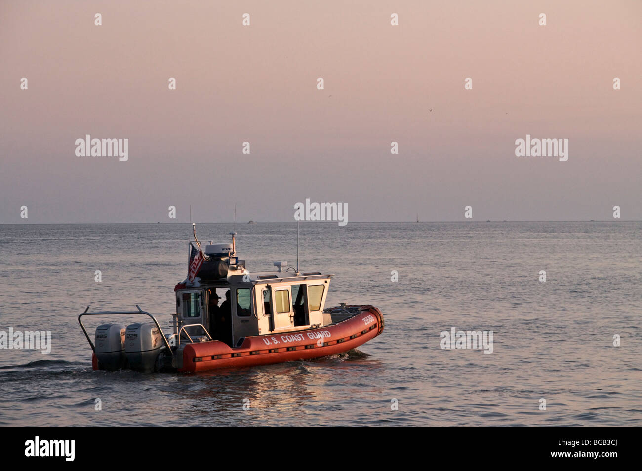 Fast response boat hi-res stock photography and images - Alamy