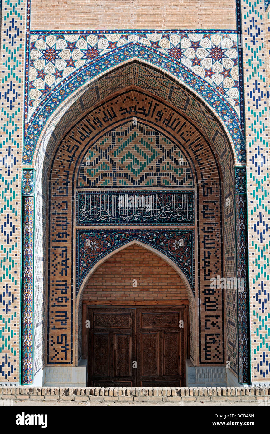 Bibi Khanym Mosque, Samarkand, Uzbekistan Stock Photo - Alamy