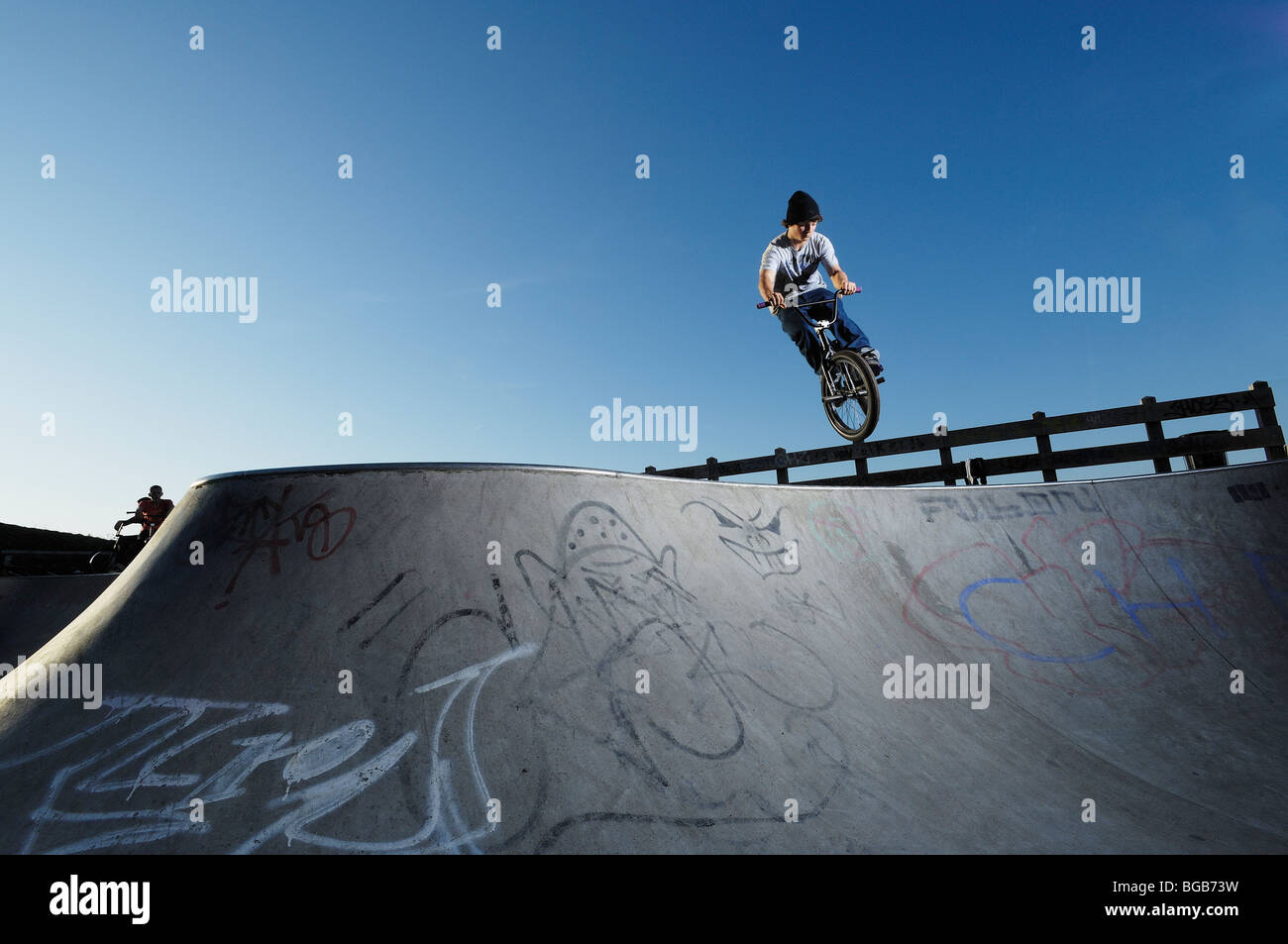 Bmx stunts hi-res stock photography and images - Alamy