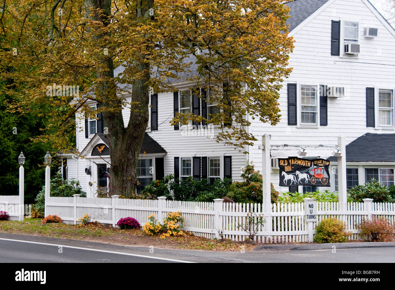 Halloween,Dennis,Cape Cod,Typical,Clapboard architecture,Old Yarrow Inn ...
