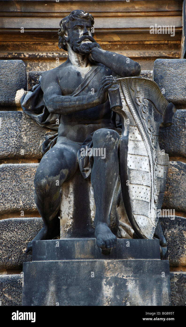 Georg Treu Platz High Resolution Stock Photography and Images - Alamy