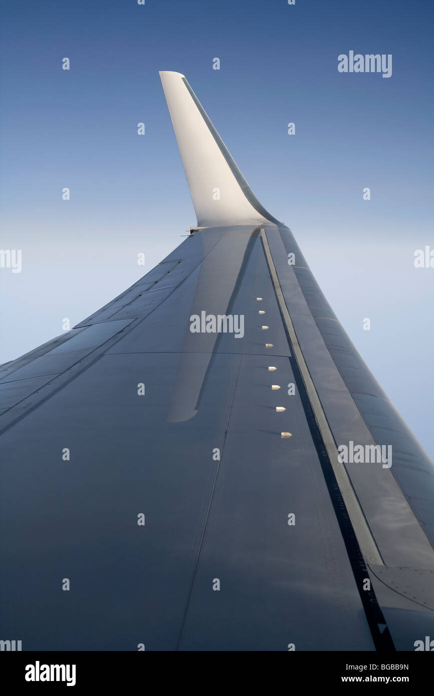 aircraft wing in flight Stock Photo - Alamy