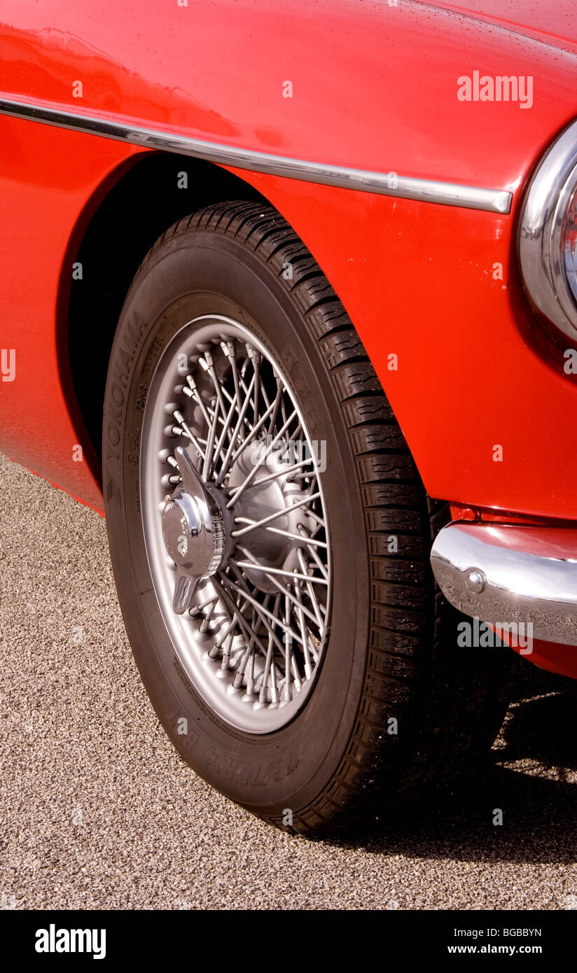 Car wire wheel hi-res stock photography and images - Alamy
