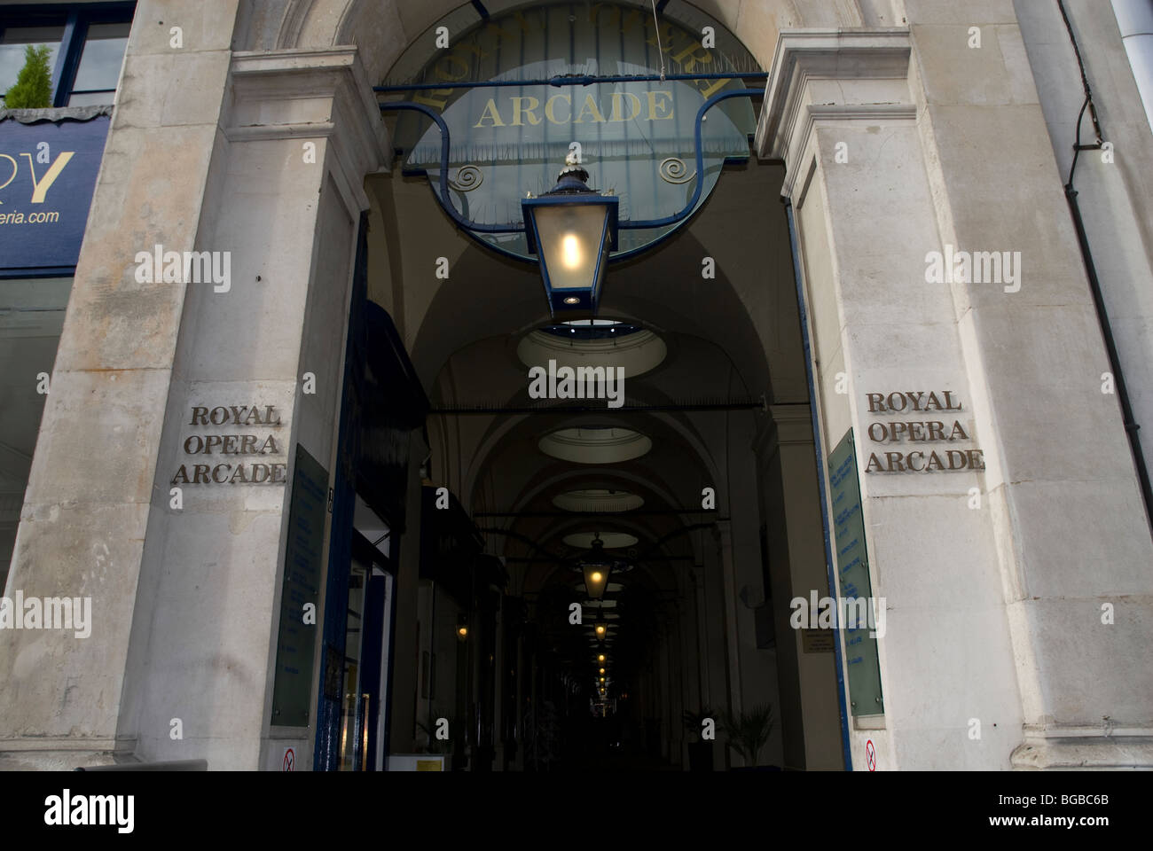 Royal opera arcade hi-res stock photography and images - Alamy