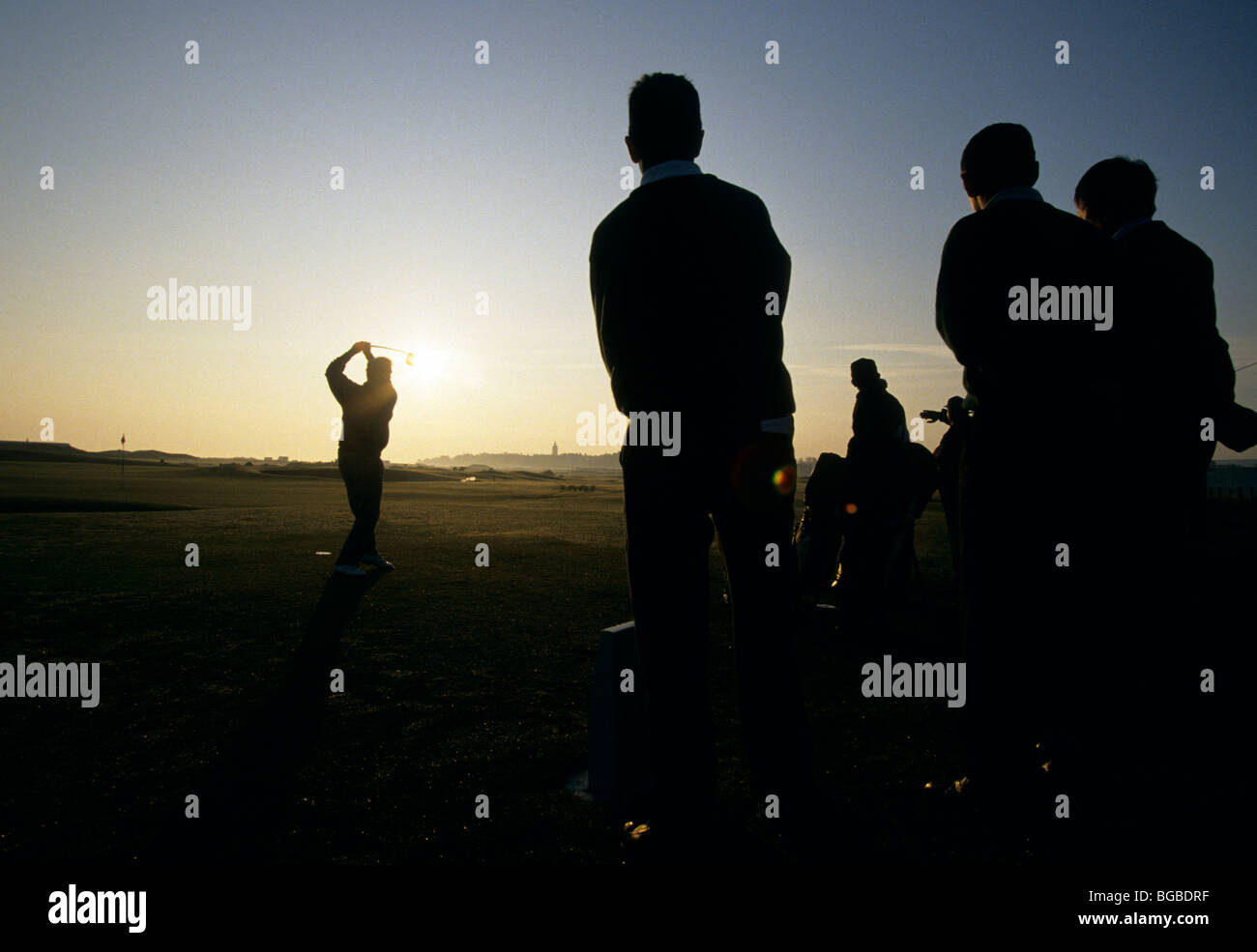 Golfer with spectators hi-res stock photography and images - Alamy