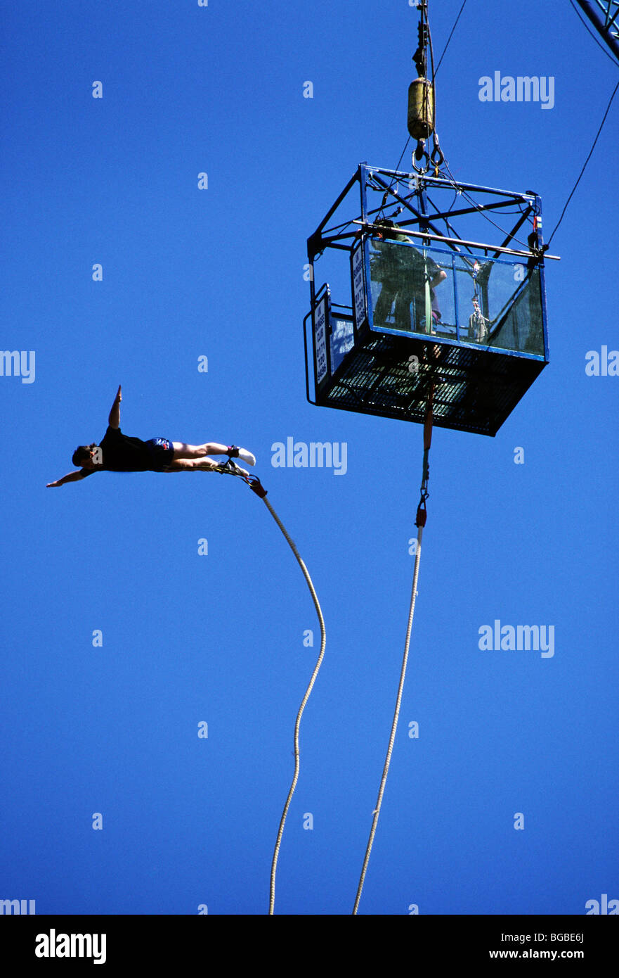 Bungee jump mid air hi-res stock photography and images - Alamy