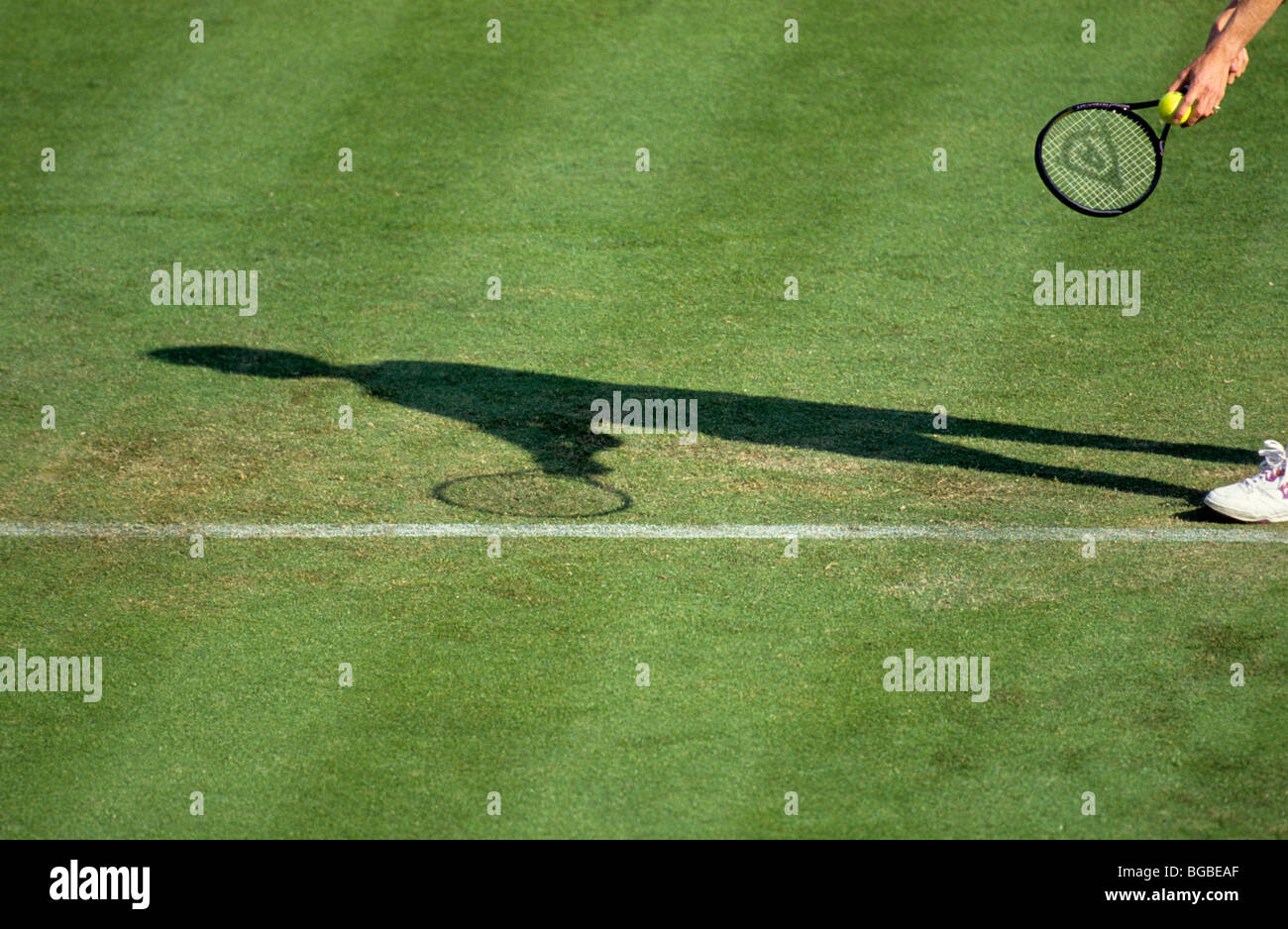 Tennis shadow grass hi-res stock photography and images - Alamy