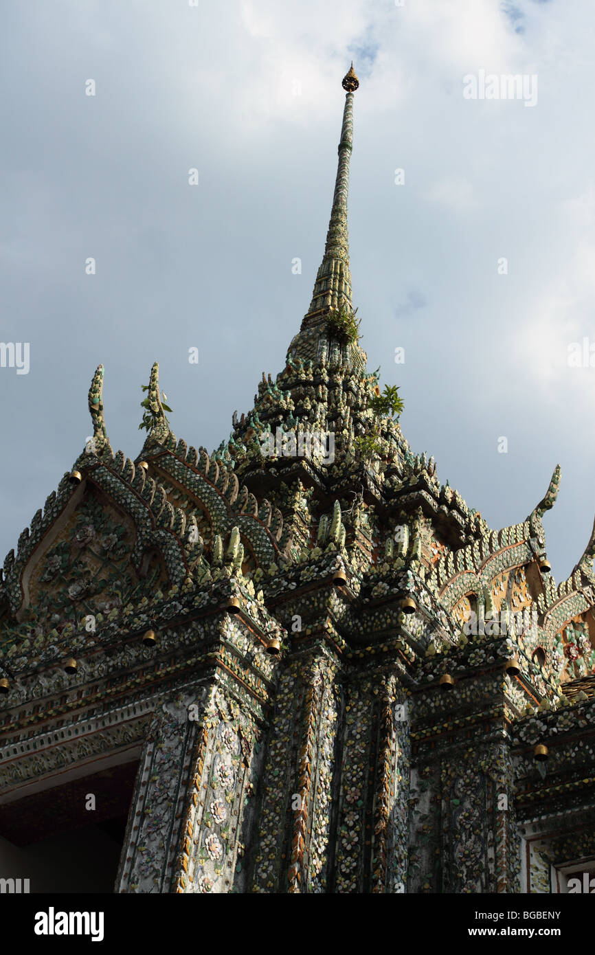 What arun bangkok hi-res stock photography and images - Alamy