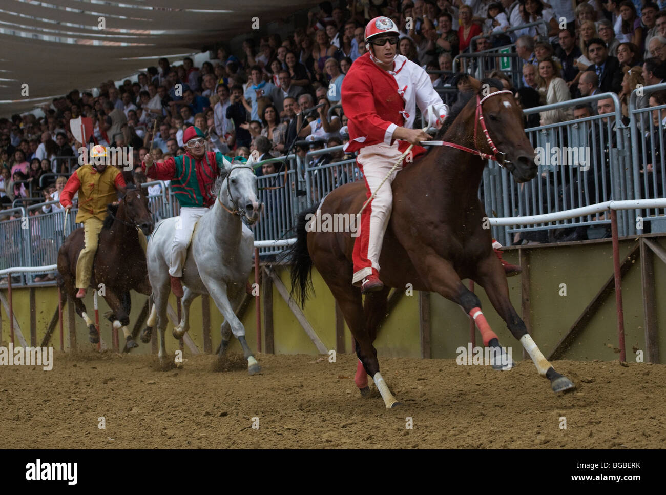 Italian horse racing hi-res stock photography and images - Alamy