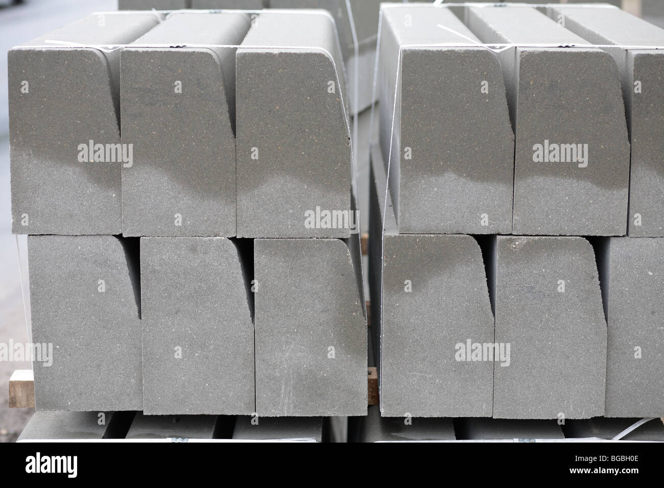 Kerb stone edge hi-res stock photography and images - Alamy