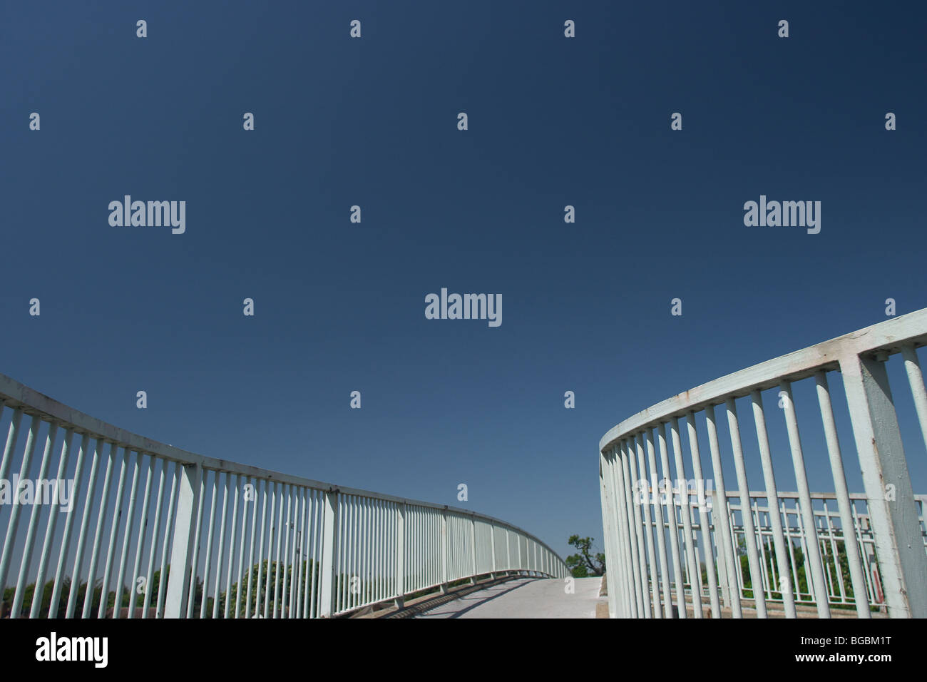 Footbridge motorway hi-res stock photography and images - Alamy