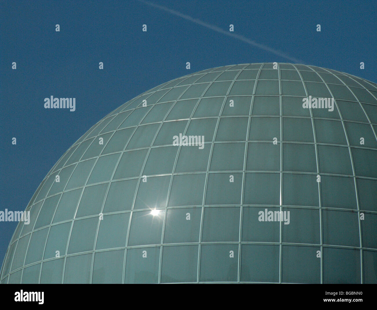 Imax exterior dome hi-res stock photography and images - Alamy
