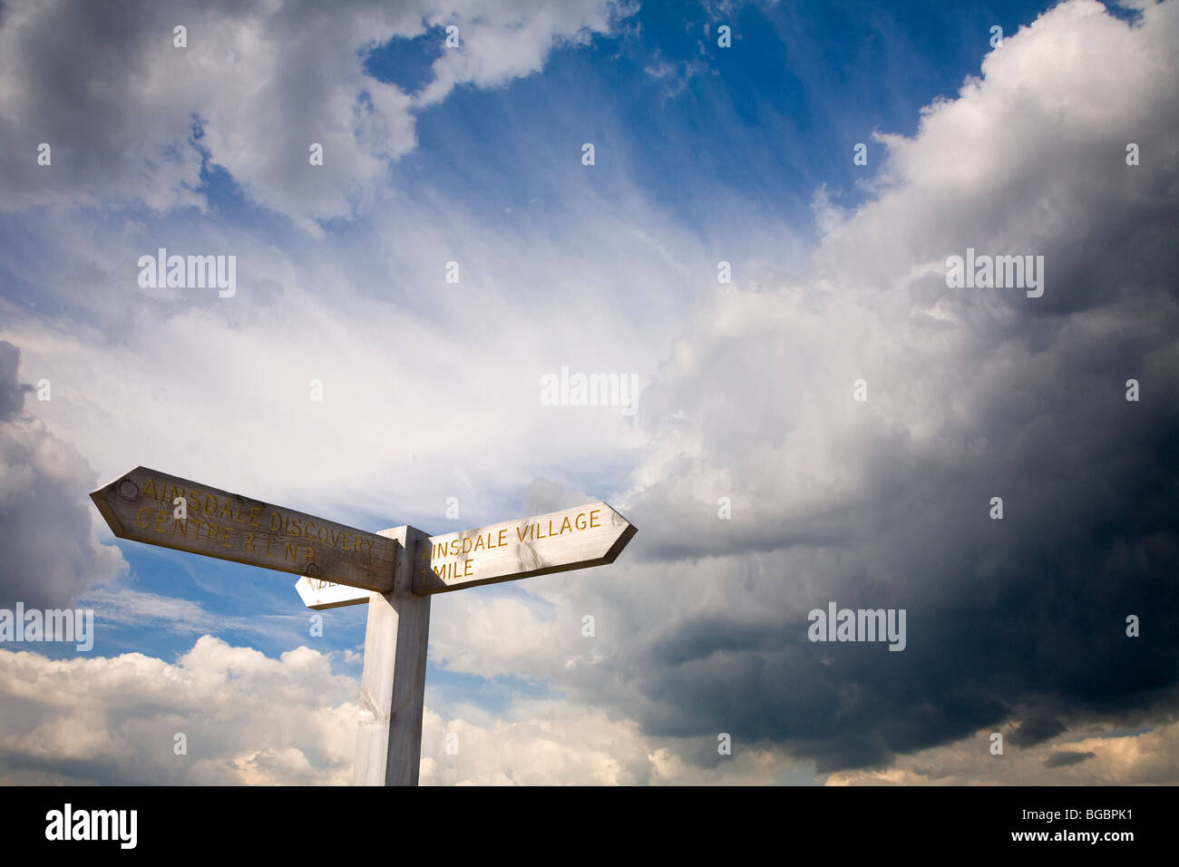 Directional marker hi-res stock photography and images - Alamy