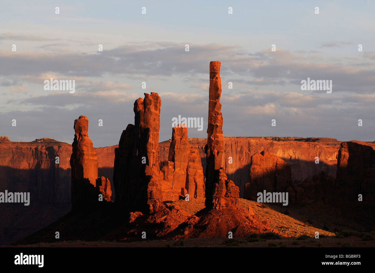 Totem Pole, Monument Valley, Navajo Tribal Lands, Utah Stock Photo - Alamy
