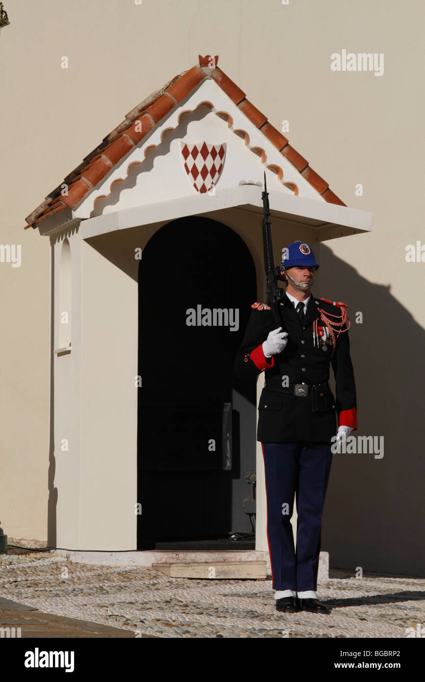 Guard at the Prince's Palace, Principality of Monaco, Cote d'Azur, Europe Stock Photo - Alamy
