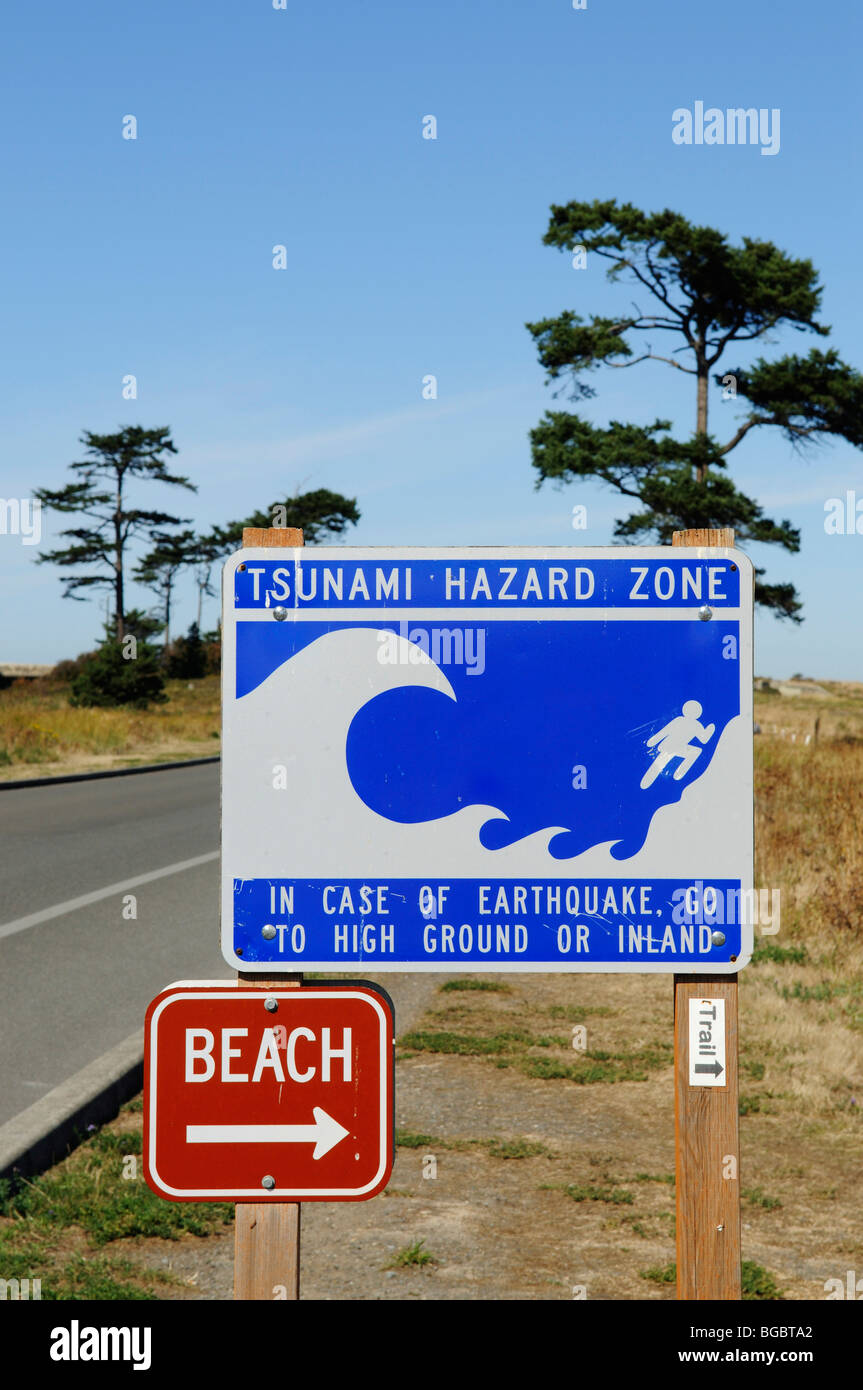 Sign, tsunami warning, Fort Worden State Park, Port Townsend ...