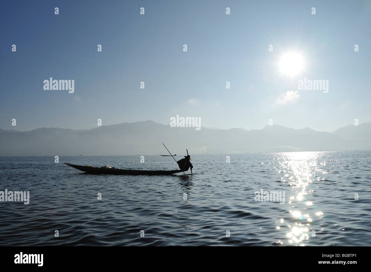 Boat intha myanmar burma birma inle lake see burmese fisherman hi-res ...