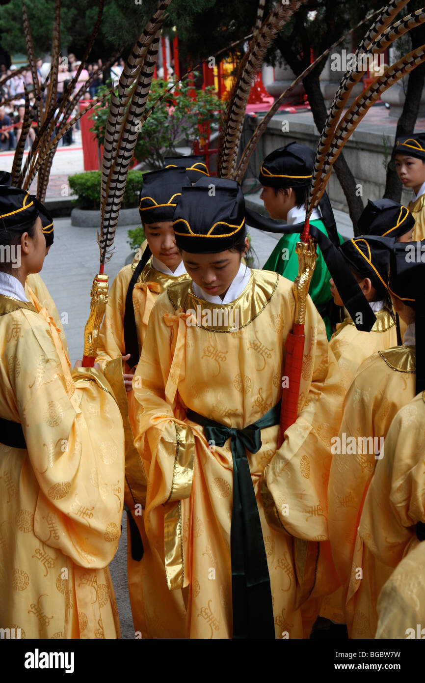 Confucius students hi-res stock photography and images - Alamy
