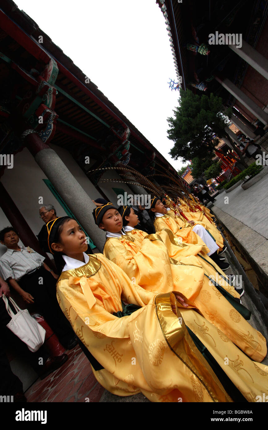 Traditional taiwanese hat hi-res stock photography and images - Alamy