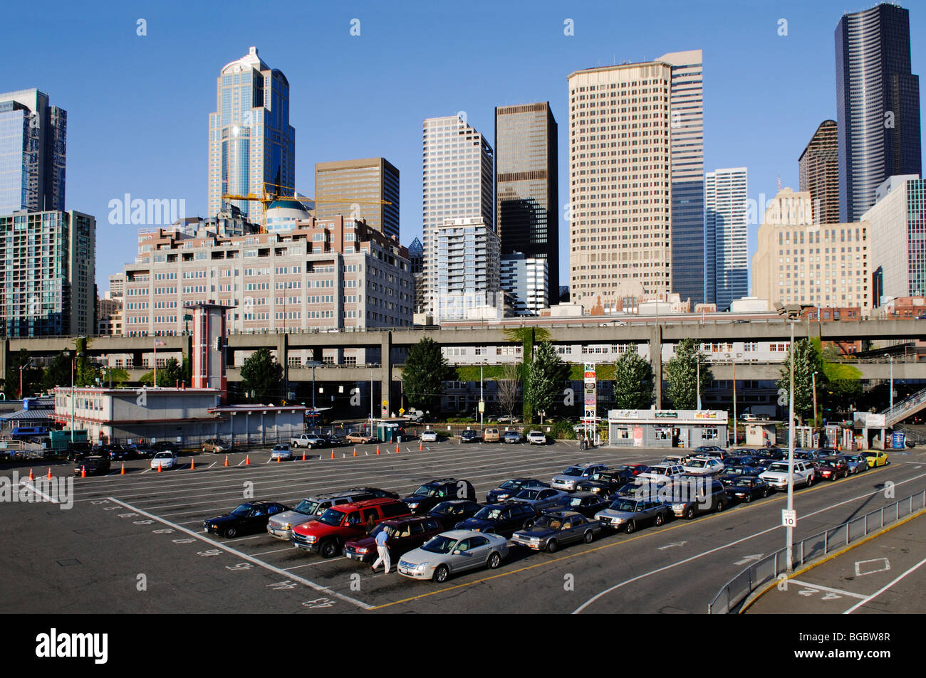Waterfront, ferry station Elliott Bay, Seattle, USA Stock Photo - Alamy