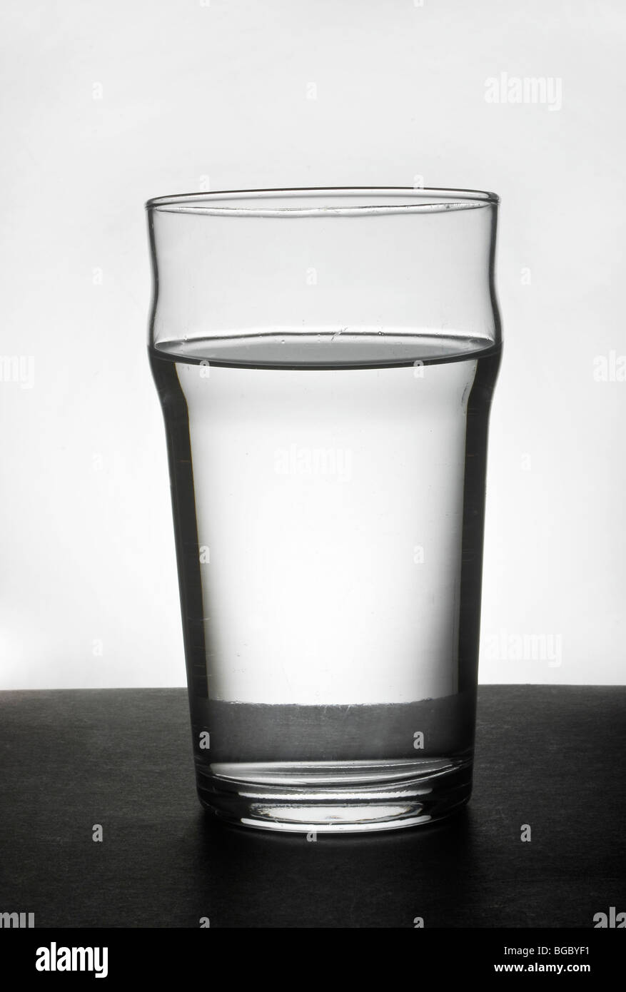 Pint of water hi-res stock photography and images - Alamy