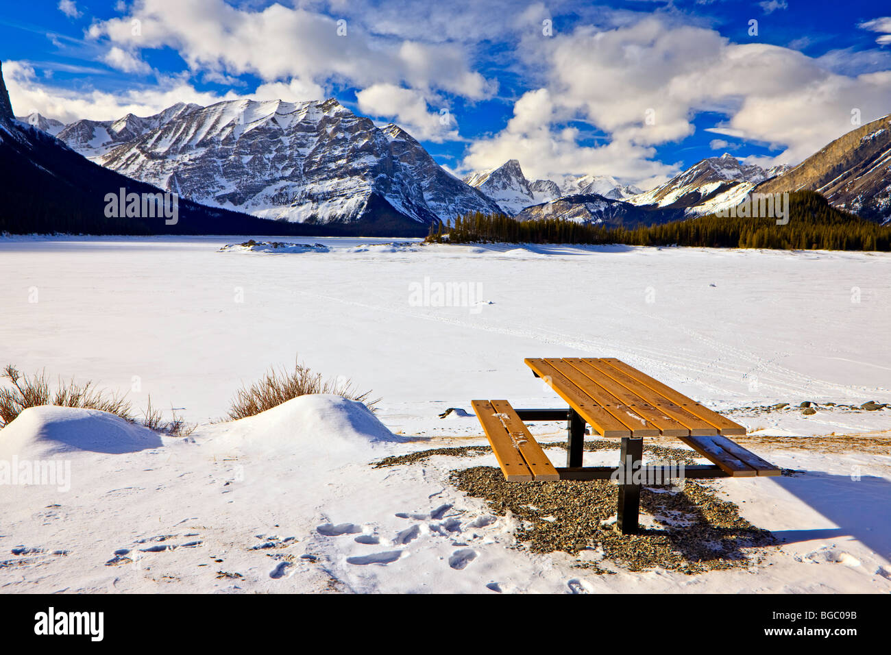 Canada alberta kananaskis national park hi-res stock photography and ...