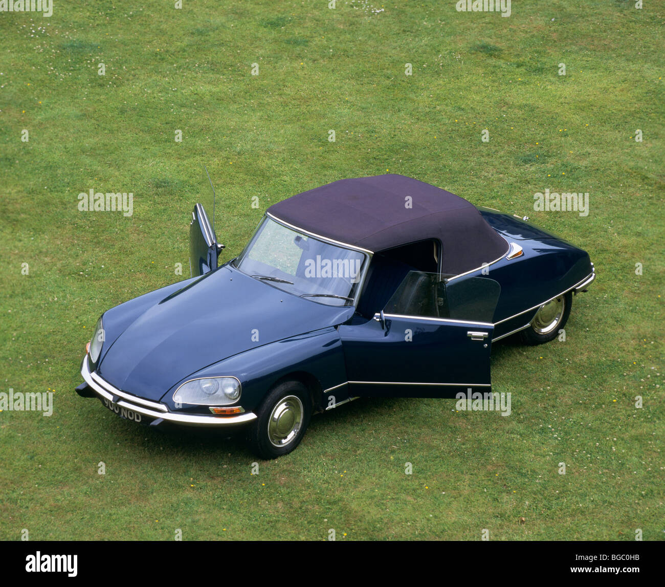 overhead view Citroen DS23 Cabriolet at Saltwood Castle. Custom built ...