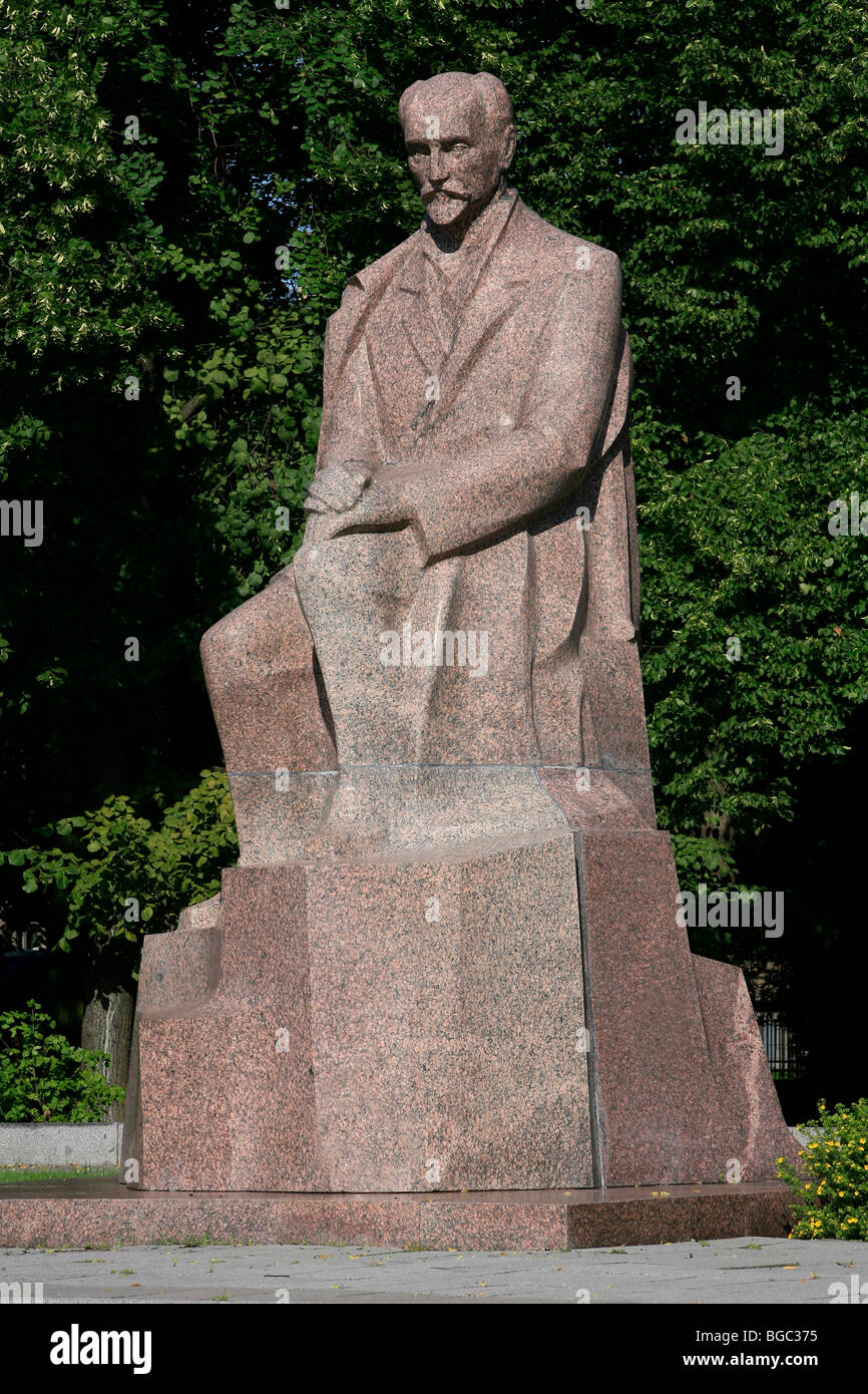 Statue of the Latvian poet Janis Rainis in Riga, Latvia Stock Photo - Alamy