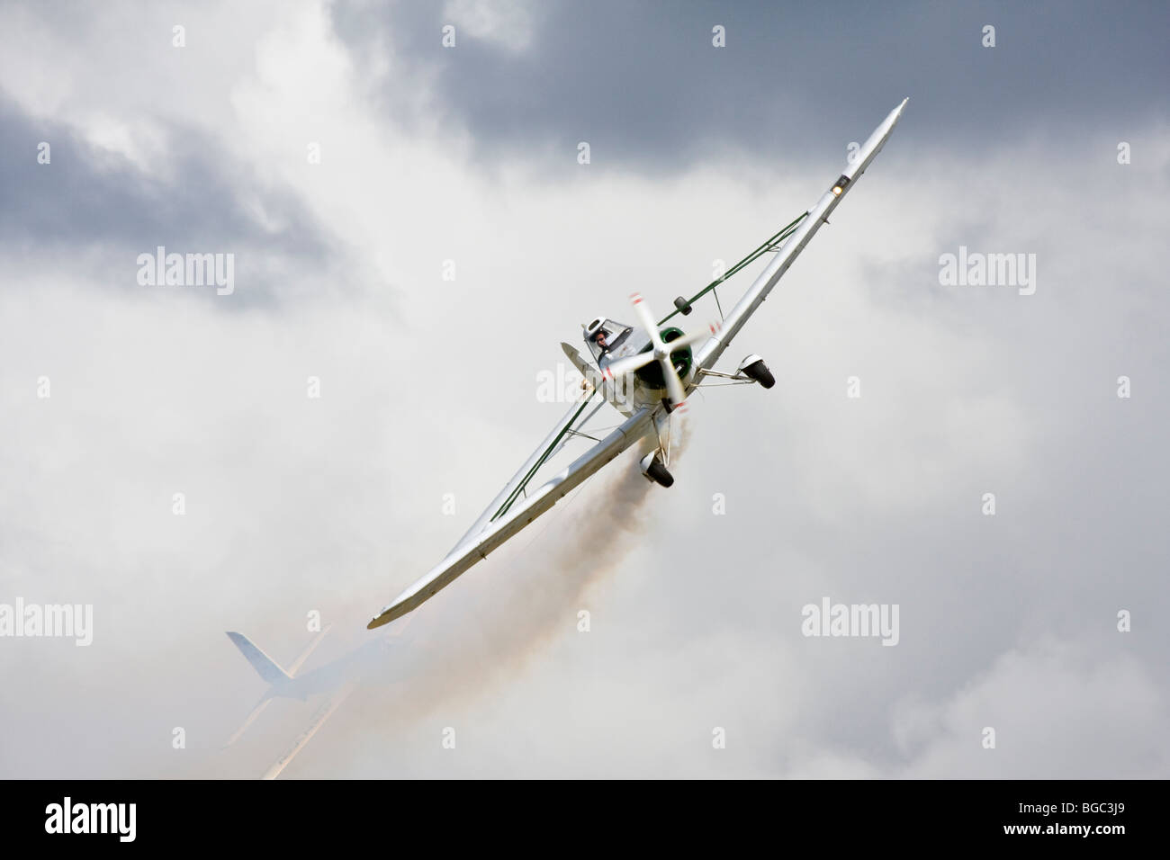 Piper PA25 Pawnee G-BDPJ glider tugging aircraft Stock Photo - Alamy