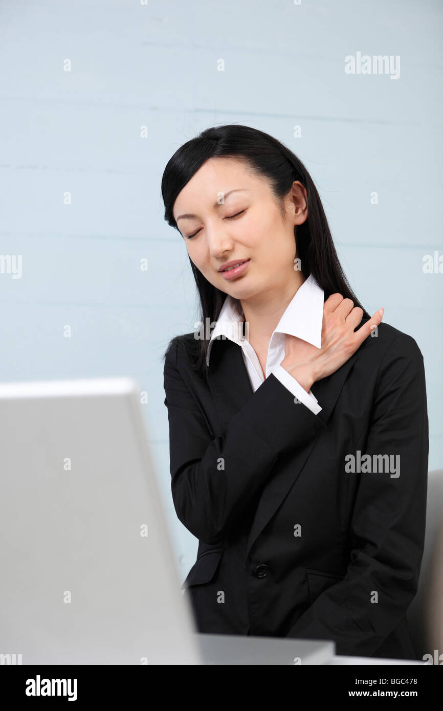 Shoulder pain and computer hi-res stock photography and images - Alamy