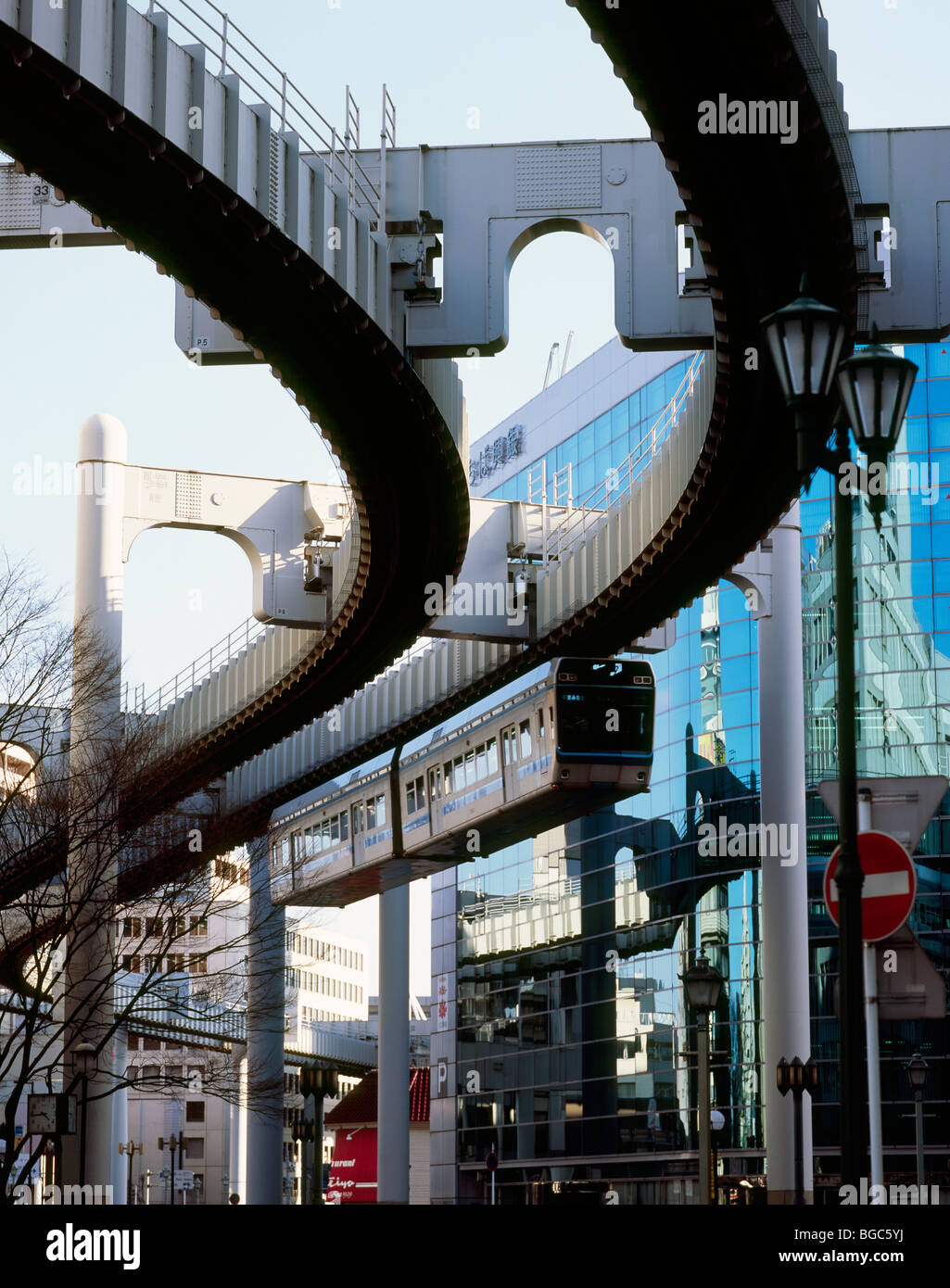 Japan monorail hi-res stock photography and images - Alamy