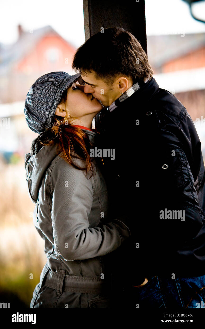 A kissing couple Stock Photo - Alamy