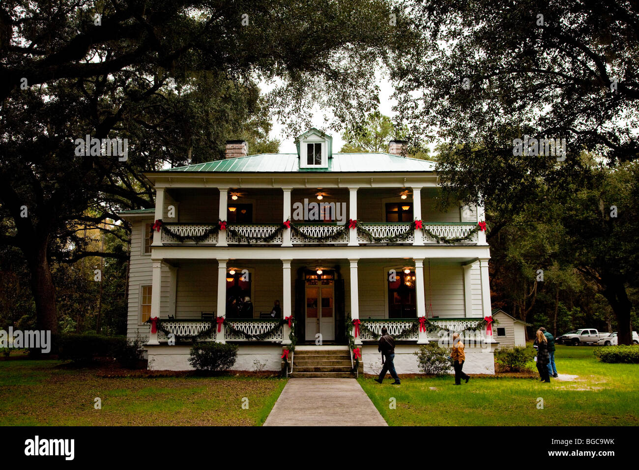 Richfield Plantation house decorated for Christmas in Yemassee, South ...
