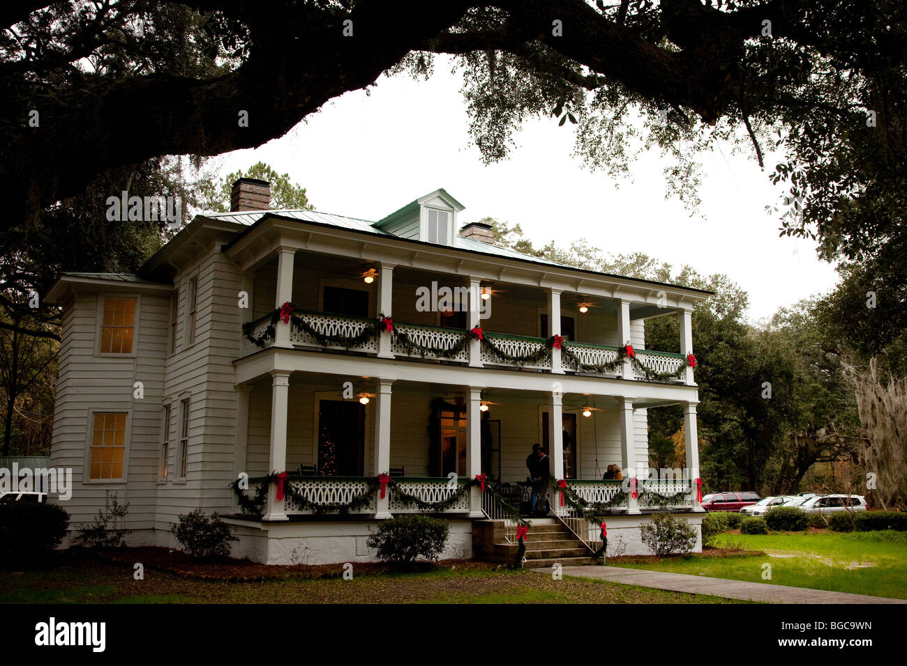 Richfield Plantation house decorated for Christmas in Yemassee, South ...