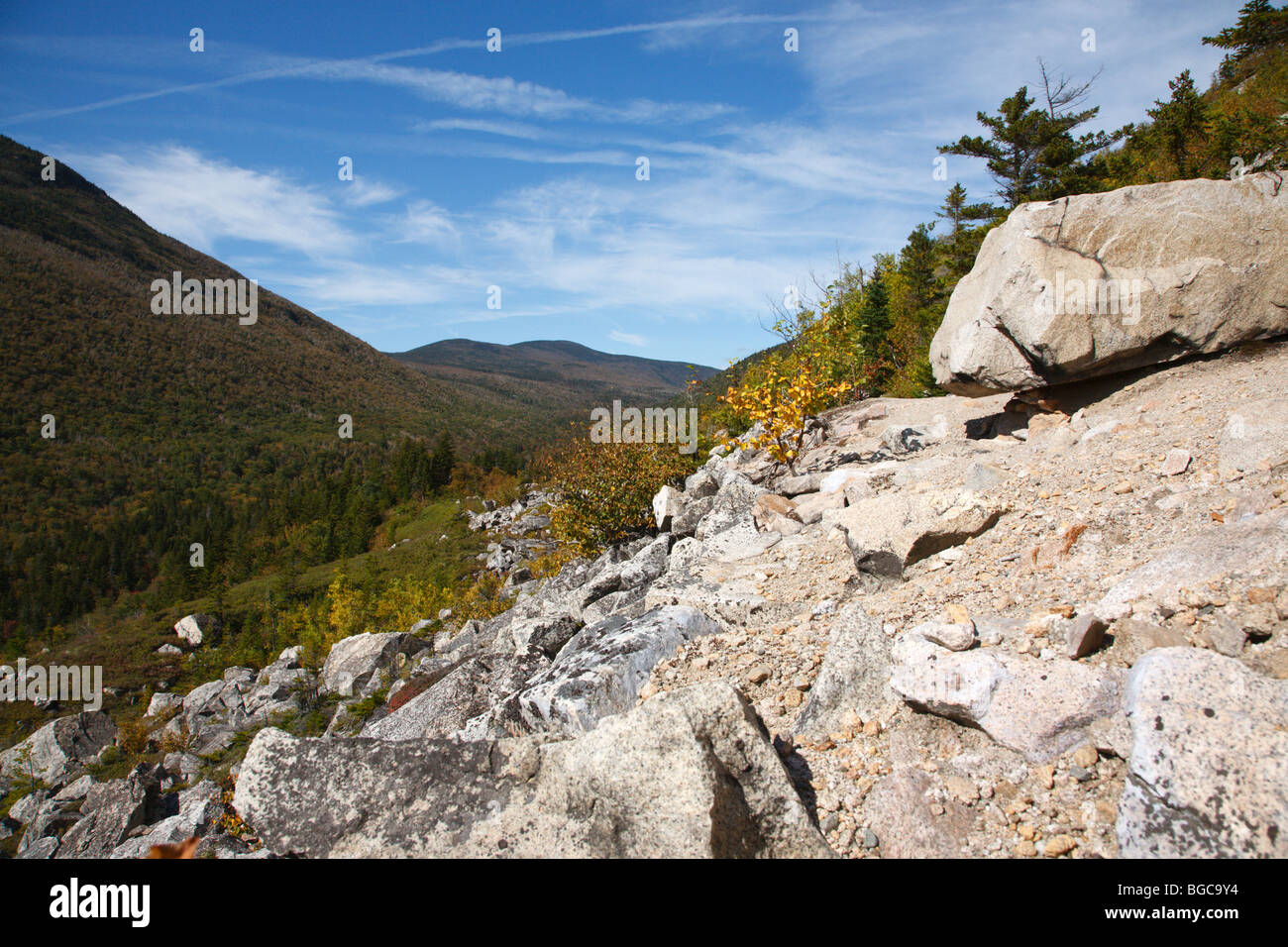 Zealand pond in white mountains hi-res stock photography and images - Alamy