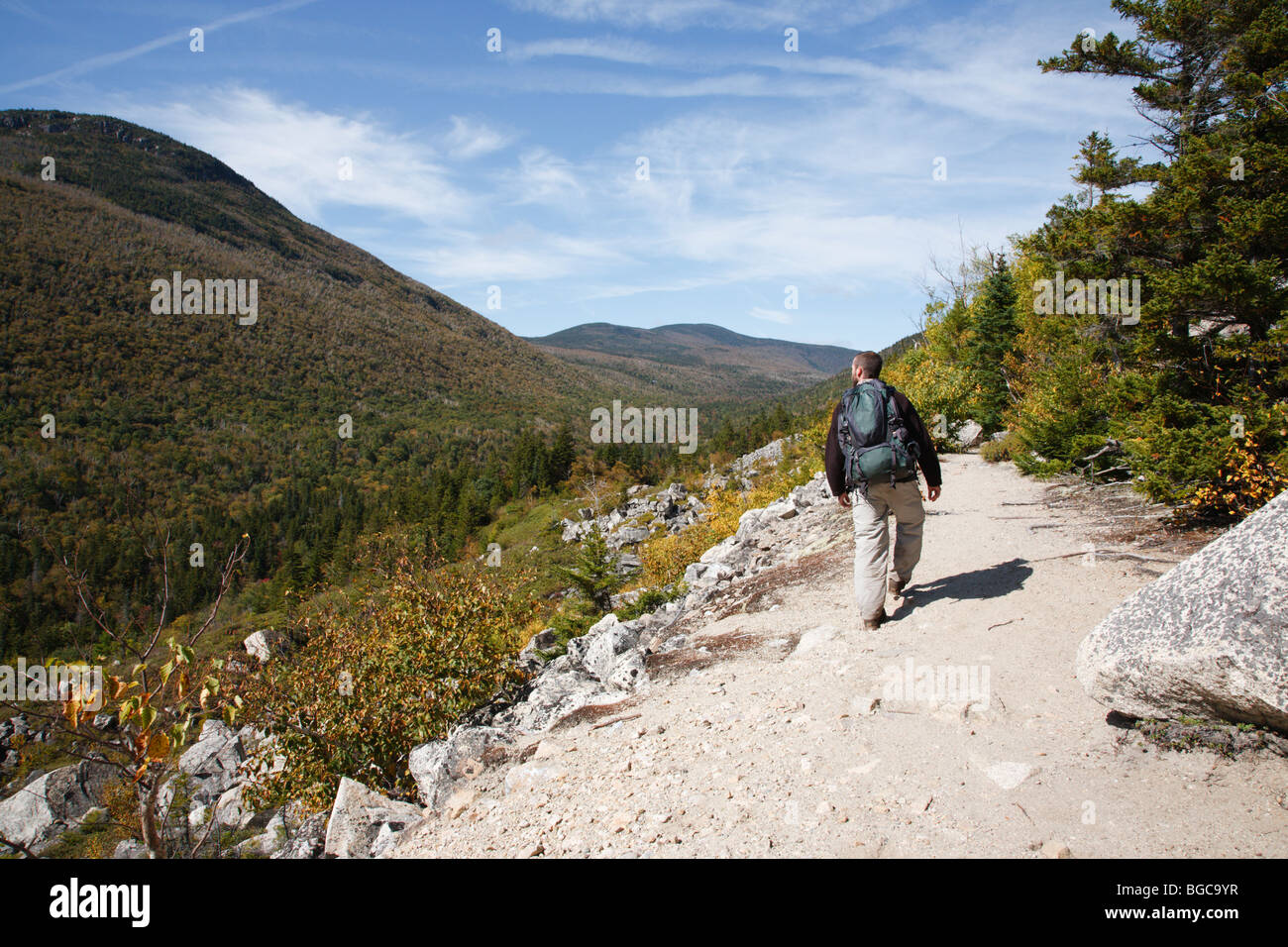 Zealand pond in white mountains hi-res stock photography and images - Alamy