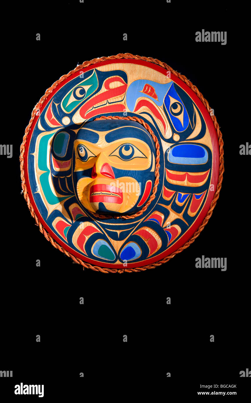 First nations art eagle hi-res stock photography and images - Alamy