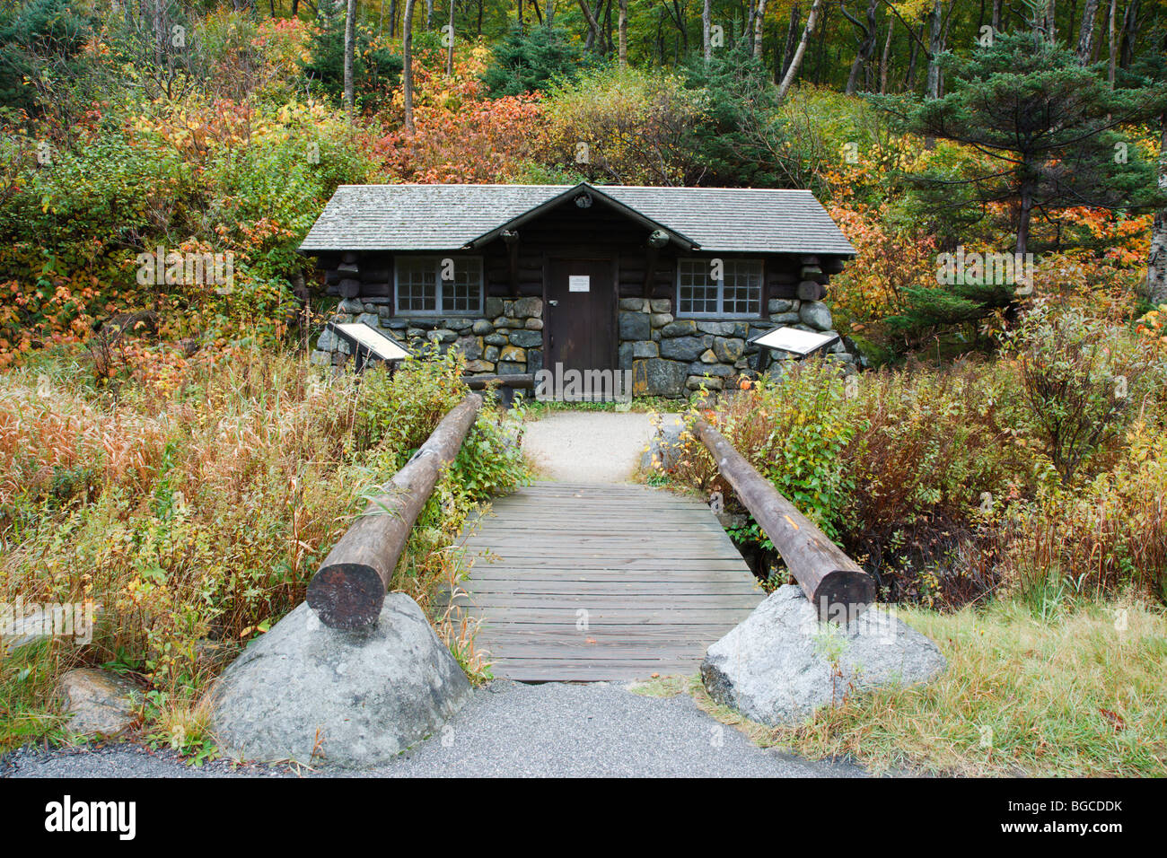 Franconia Notch State Park during autumn months in the White Mountains ...