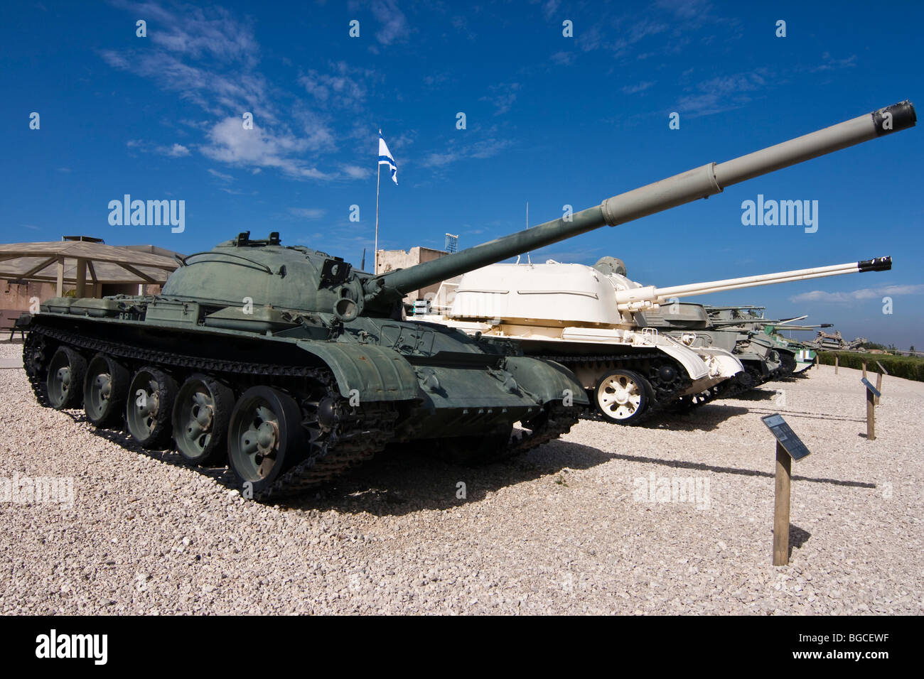 T 62 soviet tank hi-res stock photography and images - Alamy