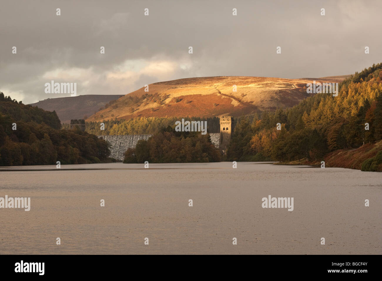Howden dam hi-res stock photography and images - Alamy