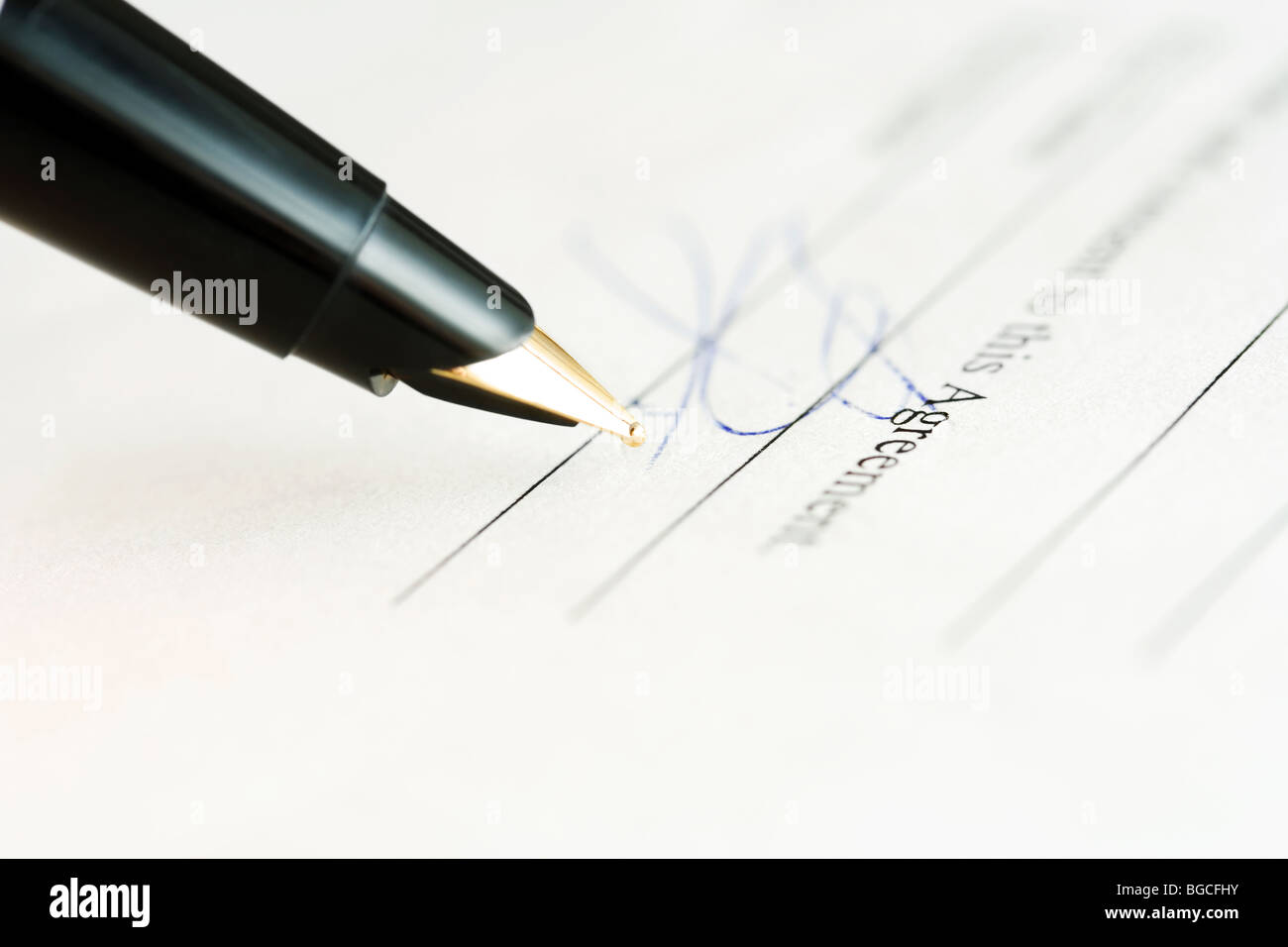 Fountain pen and signing the contract Stock Photo - Alamy