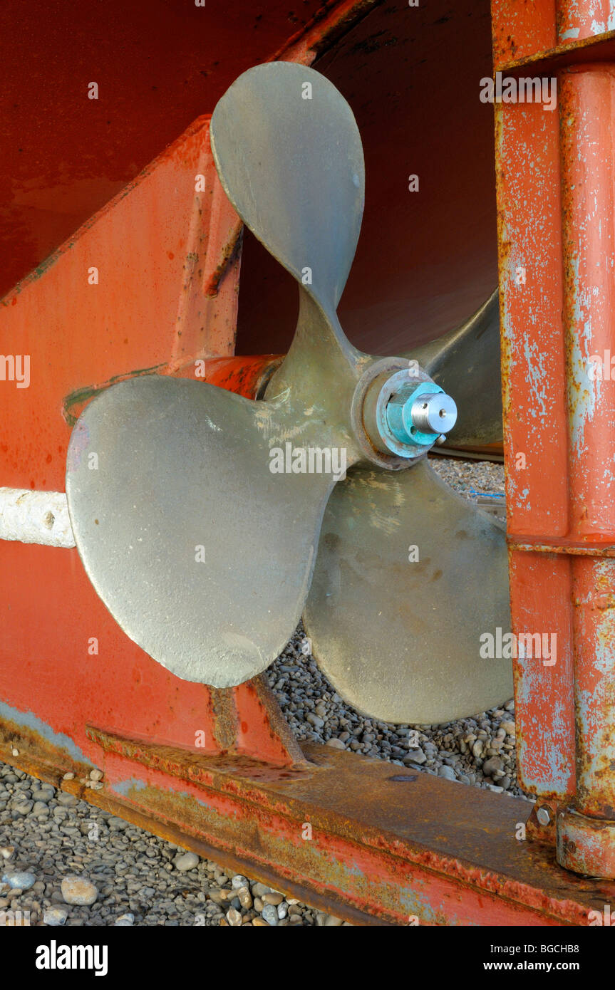 Fishing boat screw propeller and sacrificial anodes cathodic corrosion ...