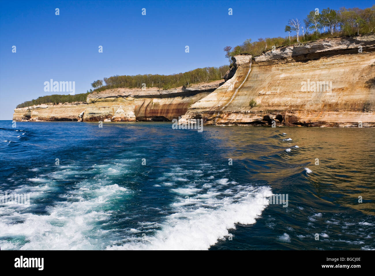 Cliffs in Pictured Rocks National Lakeshore Stock Photo - Alamy