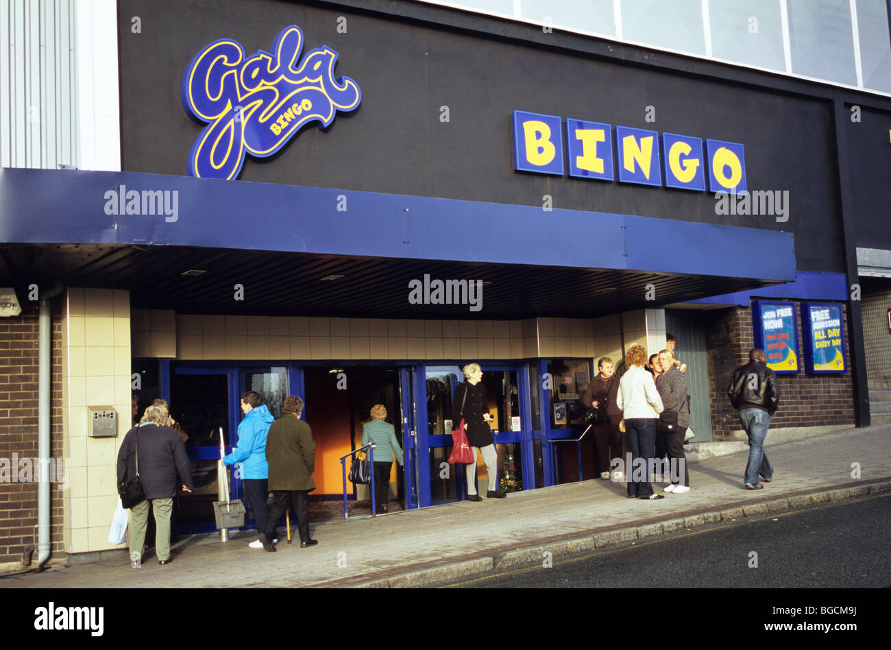 Gala bingo hi-res stock photography and images - Alamy