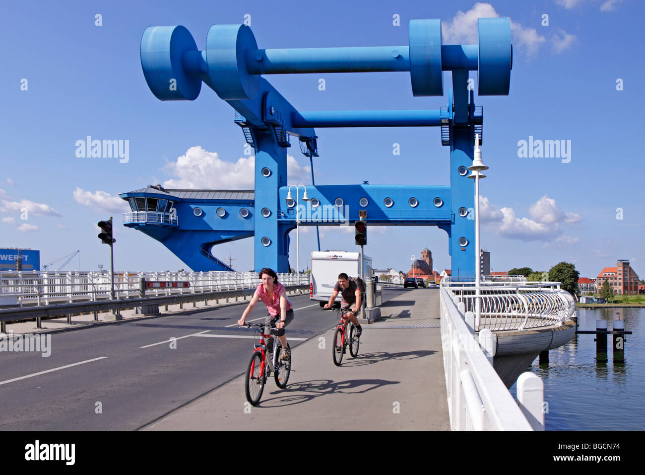Northern connecting bridge hi-res stock photography and images - Alamy