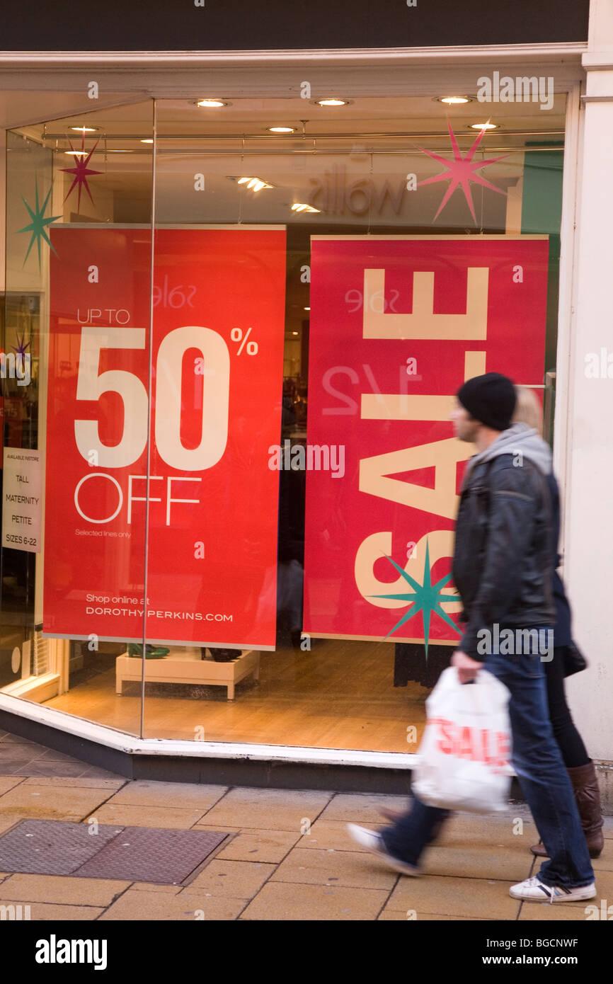 Shop window posters hi-res stock photography and images - Alamy