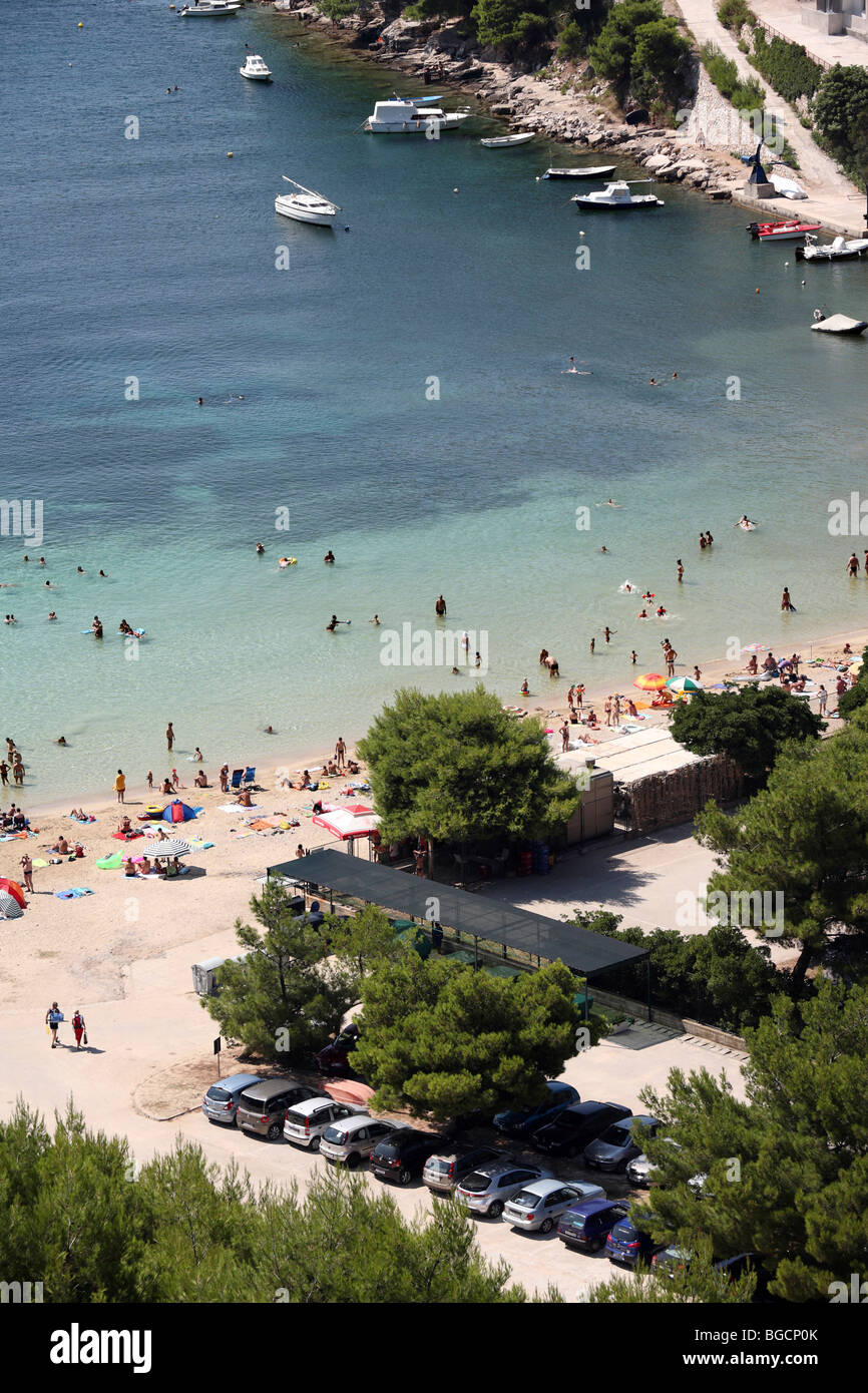 Croatia Adriatic coast. Tourist camp and pebbled beach in Prapratno bay ...