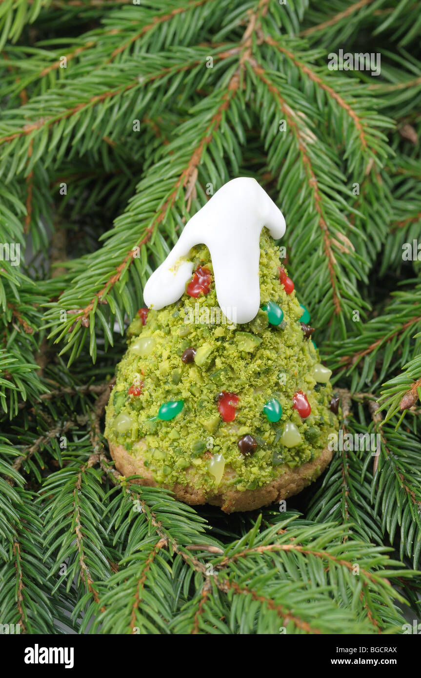 Fir Tree Shaped Cake Stock Photo - Alamy