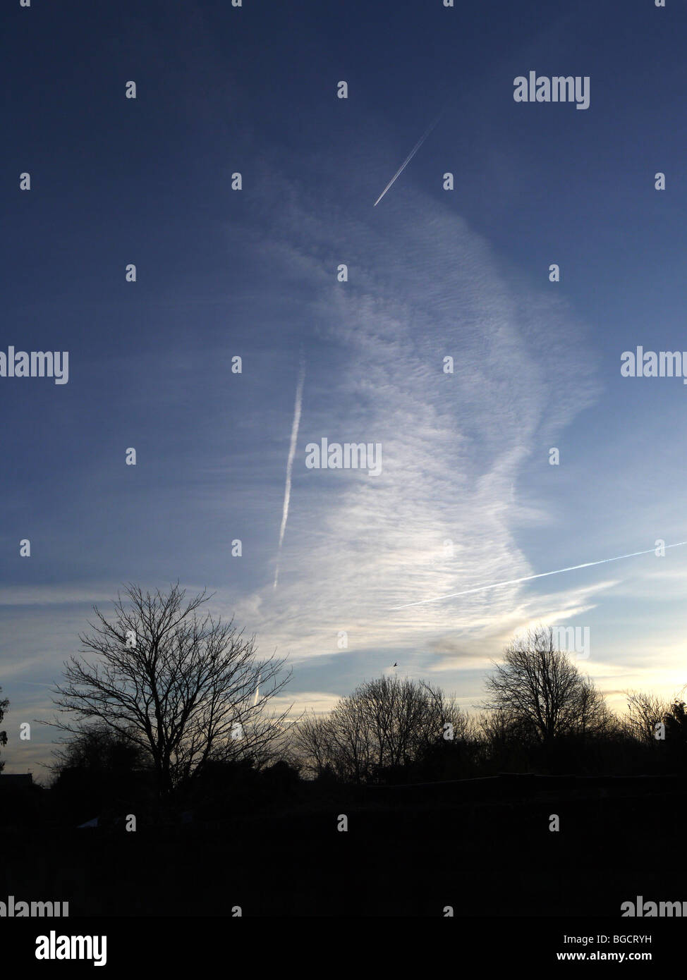 Sunrise over a Swindon, Wilts street Stock Photo - Alamy